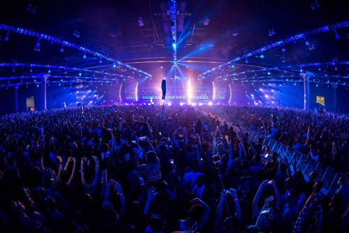 Visions Lighting Uses Elation Gear on String of Early Season Events